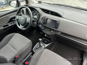 Balts Toyota Yaris 2014 Tallina, ar dzinēja tilpumu 1.50 L un nobraukumu 97 tūkst. km par 8790 €, foto 8 vietnē AUTOMOTO.COM.LV