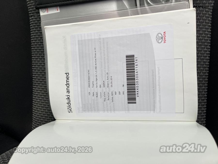 Balts Toyota Yaris 2014 Tallina, ar dzinēja tilpumu 1.50 L un nobraukumu 97 tūkst. km par 8790 €, foto 22 vietnē AUTOMOTO.COM.LV