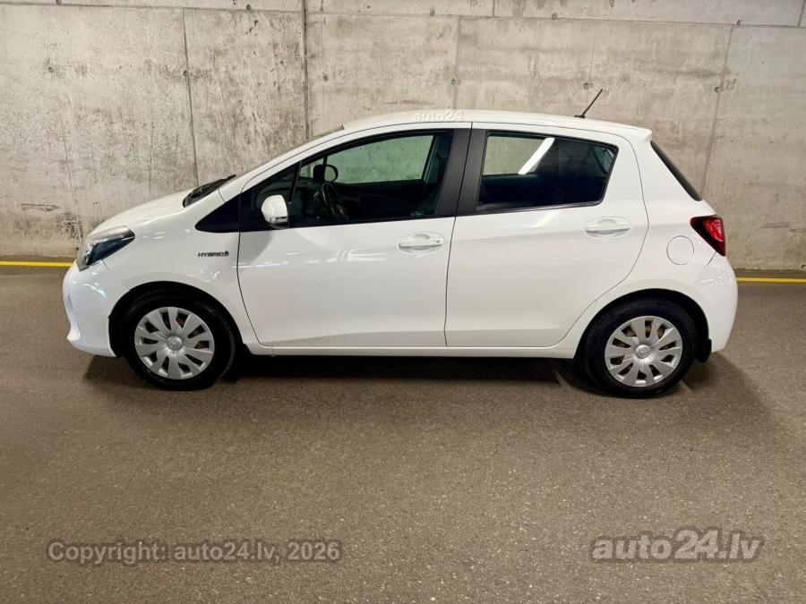 White Toyota Yaris 2014 in Tallinn, with an engine capacity of 1.50 L and mileage of 173 thousand km for 6495 €, photo 19 on AUTOMOTO.COM.LV