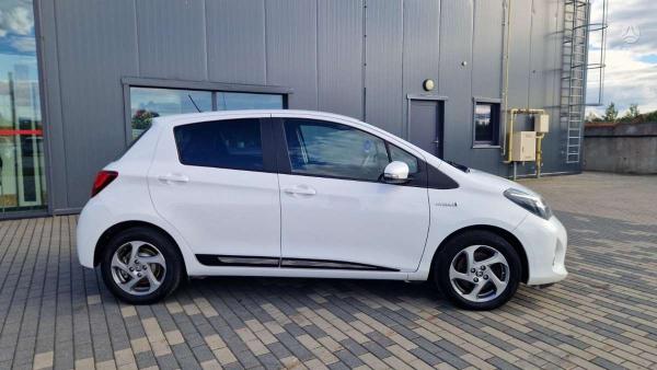 Balts Toyota Yaris 2014 Šauļi, ar dzinēja tilpumu 1.50 L un nobraukumu 250 tūkst. km par 6990 €, foto 8 vietnē AUTOMOTO.COM.LV