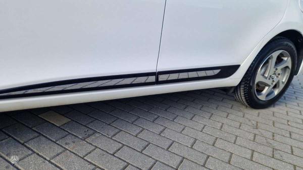 Balts Toyota Yaris 2014 Šauļi, ar dzinēja tilpumu 1.50 L un nobraukumu 250 tūkst. km par 6990 €, foto 10 vietnē AUTOMOTO.COM.LV