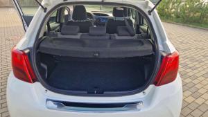 Balts Toyota Yaris 2014 Šauļi, ar dzinēja tilpumu 1.50 L un nobraukumu 250 tūkst. km par 6990 €, foto 25 vietnē AUTOMOTO.COM.LV