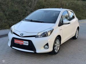 White Toyota Yaris 2014 in Vilnius, with an engine capacity of 1.50 L and mileage of 171 thousand km for 8350 €, photo  on AUTOMOTO.COM.LV