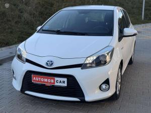 Balts Toyota Yaris 2014 Viļņa, ar dzinēja tilpumu 1.50 L un nobraukumu 171 tūkst. km par 8350 €, foto 3 vietnē AUTOMOTO.COM.LV