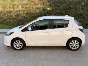 Balts Toyota Yaris 2014 Viļņa, ar dzinēja tilpumu 1.50 L un nobraukumu 171 tūkst. km par 8350 €, foto 13 vietnē AUTOMOTO.COM.LV
