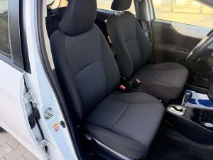 Balts Toyota Yaris 2014 Viļņa, ar dzinēja tilpumu 1.50 L un nobraukumu 171 tūkst. km par 8350 €, foto 22 vietnē AUTOMOTO.COM.LV