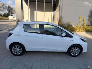 Balts Toyota Yaris 2014 Viļņa, ar dzinēja tilpumu 1.50 L un nobraukumu 171 tūkst. km par 7950 €, foto 7 vietnē AUTOMOTO.COM.LV