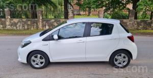 White Toyota Yaris 2015 in Jelgava, with an engine capacity of 1.50 L and mileage of 0 thousand km for 7690 €, photo 5 on AUTOMOTO.COM.LV