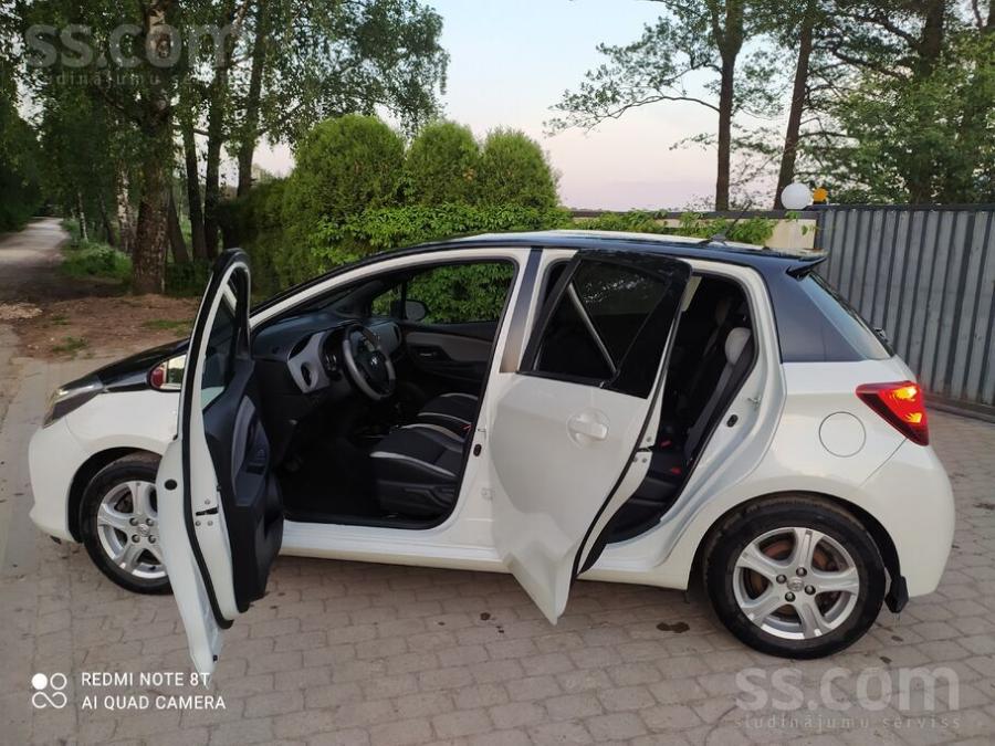 Balts Toyota Yaris 2015 Rīga, ar dzinēja tilpumu 1.50 L un nobraukumu 65 tūkst. km par 9990 €, foto 20 vietnē AUTOMOTO.COM.LV