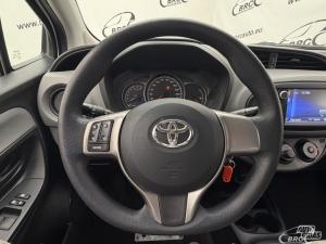Balts Toyota Yaris 2015 Avižieniai, ar dzinēja tilpumu 1.00 L un nobraukumu 126 tūkst. km par 6000 €, foto 27 vietnē AUTOMOTO.COM.LV