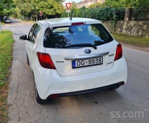 Balts Toyota Yaris 2015 Jelgava, ar dzinēja tilpumu 1.50 L un nobraukumu 0 tūkst. km par 7690 €, foto 9 vietnē AUTOMOTO.COM.LV