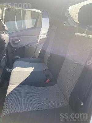 Balts Toyota Yaris 2015 Daugavpils, ar dzinēja tilpumu 1.50 L un nobraukumu 235 tūkst. km par 6900 €, foto 10 vietnē AUTOMOTO.COM.LV