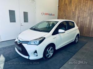 White Toyota Yaris 2015 in Parnu, with an engine capacity of 1.50 L and mileage of 98 thousand km for 9900 €, photo  on AUTOMOTO.COM.LV