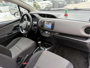 Balts Toyota Yaris 2016 Kauņa, ar dzinēja tilpumu 1.50 L un nobraukumu 199 tūkst. km par 7700 €, foto 9 vietnē AUTOMOTO.COM.LV