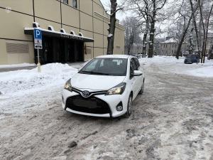 Balts Toyota Yaris 2016 Kauņa, ar dzinēja tilpumu 1.50 L un nobraukumu 199 tūkst. km par 7700 €, foto 10 vietnē AUTOMOTO.COM.LV