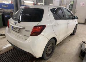 Balts Toyota Yaris 2016 Utena, ar dzinēja tilpumu 1.50 L un nobraukumu 253 tūkst. km par 5999 €, foto 4 vietnē AUTOMOTO.COM.LV