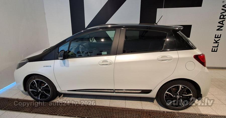 Balts Toyota Yaris 2016 Narva, ar dzinēja tilpumu 1.50 L un nobraukumu 92 tūkst. km par 10200 €, foto 4 vietnē AUTOMOTO.COM.LV