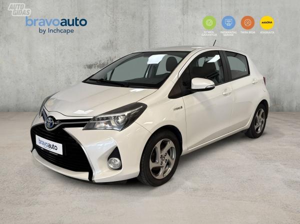 Balts Toyota Yaris 2016 Viļņa, ar dzinēja tilpumu 1.50 L un nobraukumu 90 tūkst. km par 11000 €, foto 1 vietnē AUTOMOTO.COM.LV