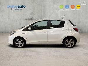 Balts Toyota Yaris 2016 Viļņa, ar dzinēja tilpumu 1.50 L un nobraukumu 90 tūkst. km par 11000 €, foto 3 vietnē AUTOMOTO.COM.LV