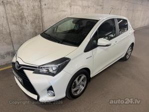 Balts Toyota Yaris 2016 Tallina, ar dzinēja tilpumu 1.50 L un nobraukumu 96 tūkst. km par 10995 €, foto 4 vietnē AUTOMOTO.COM.LV