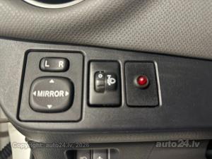 Balts Toyota Yaris 2016 Tallina, ar dzinēja tilpumu 1.50 L un nobraukumu 96 tūkst. km par 10995 €, foto 12 vietnē AUTOMOTO.COM.LV