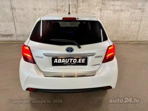Balts Toyota Yaris 2016 Tallina, ar dzinēja tilpumu 1.50 L un nobraukumu 96 tūkst. km par 10995 €, foto 22 vietnē AUTOMOTO.COM.LV