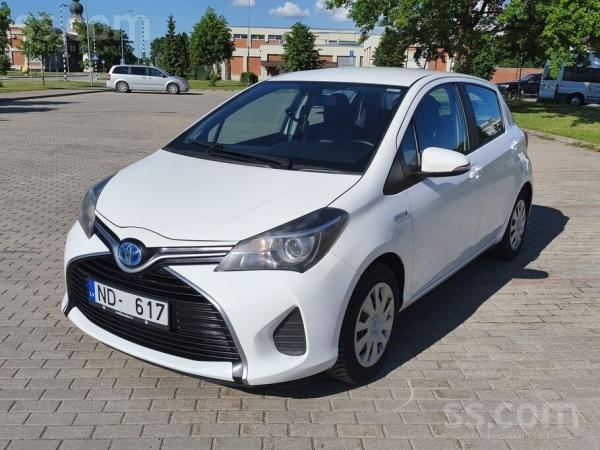 Balts Toyota Yaris 2016 Rīga, ar dzinēja tilpumu 1.50 L un nobraukumu 179 tūkst. km par 7500 €, foto 2 vietnē AUTOMOTO.COM.LV