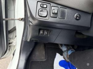 Balts Toyota Yaris 2016 Viļņa, ar dzinēja tilpumu 1.50 L un nobraukumu 134 tūkst. km par 9900 €, foto 29 vietnē AUTOMOTO.COM.LV