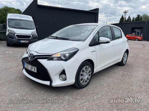 Balts Toyota Yaris 2016 Tallina, ar dzinēja tilpumu 1.50 L un nobraukumu 159 tūkst. km par 11000 €, foto 1 vietnē AUTOMOTO.COM.LV