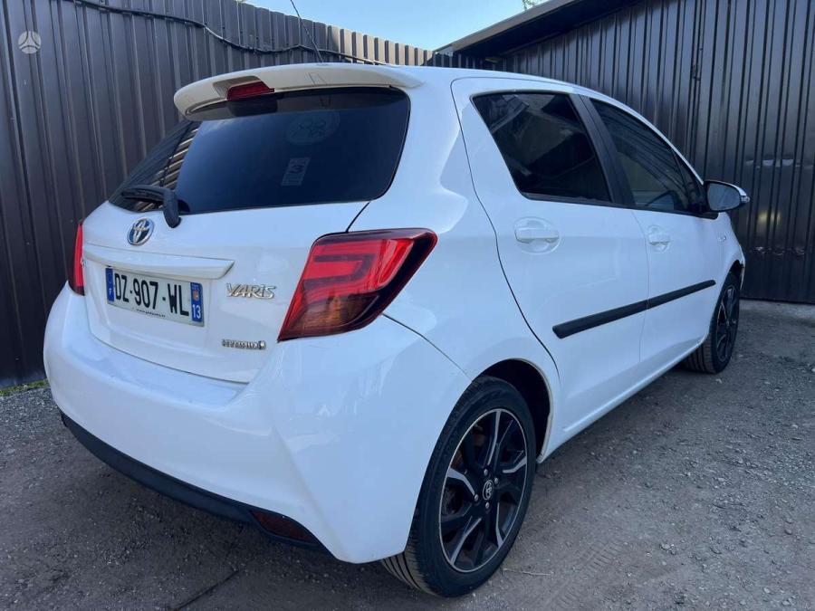 Balts Toyota Yaris 2016 Kauņa, ar dzinēja tilpumu 1.50 L un nobraukumu 153 tūkst. km par 5350 €, foto 8 vietnē AUTOMOTO.COM.LV
