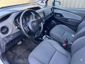 Balts Toyota Yaris 2016 Kauņa, ar dzinēja tilpumu 1.50 L un nobraukumu 153 tūkst. km par 5350 €, foto 10 vietnē AUTOMOTO.COM.LV