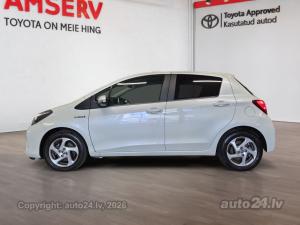 Balts Toyota Yaris 2016 Tallina, ar dzinēja tilpumu 1.50 L un nobraukumu 69 tūkst. km par 11490 €, foto 4 vietnē AUTOMOTO.COM.LV