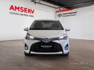 Balts Toyota Yaris 2016 Tallina, ar dzinēja tilpumu 1.50 L un nobraukumu 69 tūkst. km par 11490 €, foto 6 vietnē AUTOMOTO.COM.LV