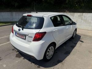 Balts Toyota Yaris 2017 Viļņa, ar dzinēja tilpumu 1.50 L un nobraukumu 223 tūkst. km par 4500 €, foto 5 vietnē AUTOMOTO.COM.LV
