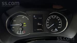 Белый Тойота Ярис 2017 в Рига, объемом двигателя 1.50 л и пробегом 101 тыс. км за 12500 €, фото 11 на AUTOMOTO.COM.LV