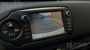 Белый Тойота Ярис 2017 в Рига, объемом двигателя 1.50 л и пробегом 101 тыс. км за 12500 €, фото 12 на AUTOMOTO.COM.LV