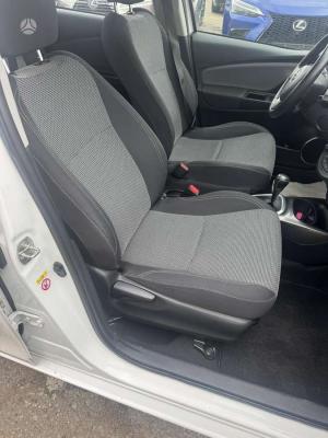 White Toyota Yaris 2017 in Panevezys, with an engine capacity of 1.50 L and mileage of 141 thousand km for 9500 €, photo 10 on AUTOMOTO.COM.LV