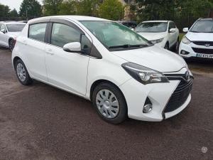 Balts Toyota Yaris 2017 Panevēža, ar dzinēja tilpumu 1.00 L un nobraukumu 121 tūkst. km par 6500 €, foto 8 vietnē AUTOMOTO.COM.LV
