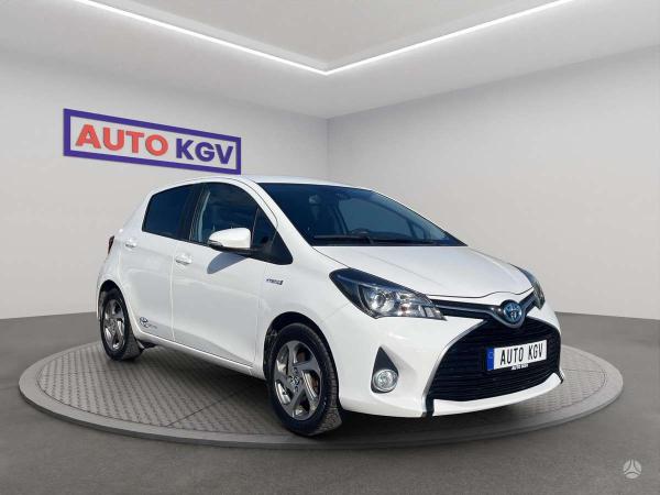 Balts Toyota Yaris 2017 Viļņa, ar dzinēja tilpumu 1.50 L un nobraukumu 138 tūkst. km par 10999 €, foto 8 vietnē AUTOMOTO.COM.LV
