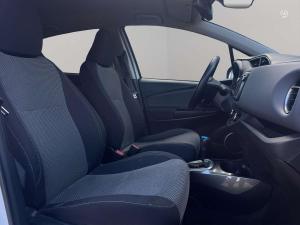 Balts Toyota Yaris 2017 Viļņa, ar dzinēja tilpumu 1.50 L un nobraukumu 138 tūkst. km par 10999 €, foto 9 vietnē AUTOMOTO.COM.LV