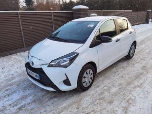 White Toyota Yaris 2018 in Kaunas, with an engine capacity of 1.00 L and mileage of 245 thousand km for 2700 €, photo 22 on AUTOMOTO.COM.LV