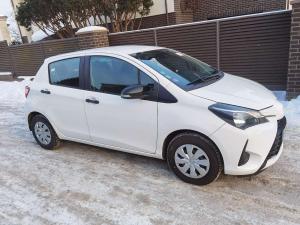 White Toyota Yaris 2018 in Kaunas, with an engine capacity of 1.00 L and mileage of 245 thousand km for 2700 €, photo 31 on AUTOMOTO.COM.LV