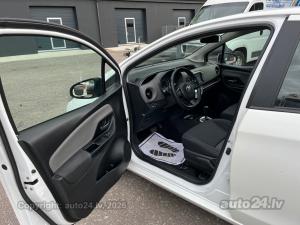 White Toyota Yaris 2018 in Tallinn, with an engine capacity of 1.50 L and mileage of 165 thousand km for 12000 €, photo 10 on AUTOMOTO.COM.LV