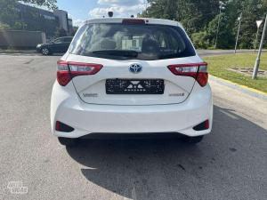 Белый Тойота Ярис 2018 в Вильнюс, объемом двигателя 1.50 л и пробегом 166 тыс. км за 9950 €, фото 8 на AUTOMOTO.COM.LV