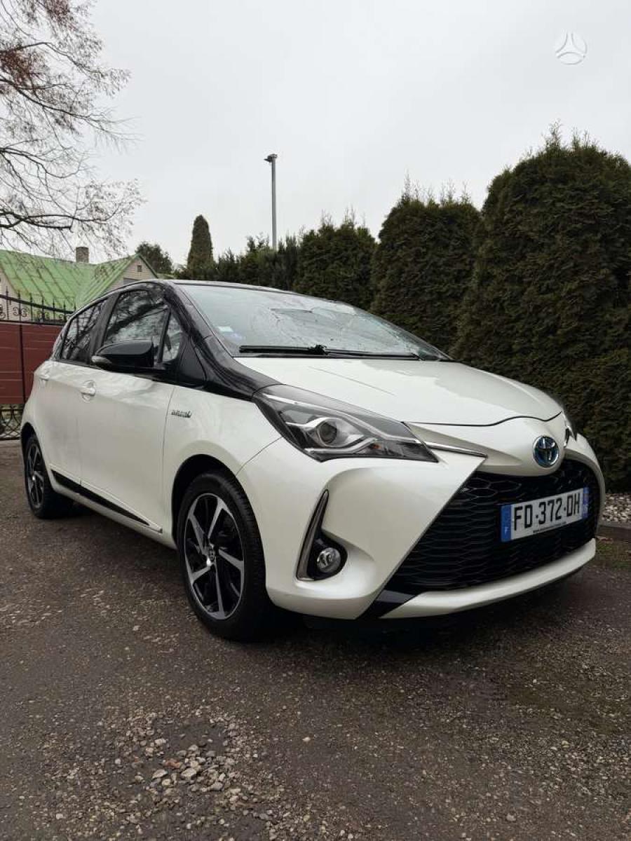 Balts Toyota Yaris 2019 Kauņa, ar dzinēja tilpumu 1.50 L un nobraukumu 90 tūkst. km par 6800 €, foto 1 vietnē AUTOMOTO.COM.LV