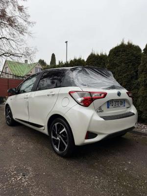 Balts Toyota Yaris 2019 Kauņa, ar dzinēja tilpumu 1.50 L un nobraukumu 90 tūkst. km par 6800 €, foto 3 vietnē AUTOMOTO.COM.LV
