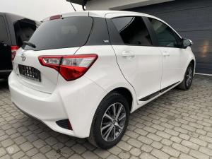 Balts Toyota Yaris 2019 Marijampole, ar dzinēja tilpumu 1.50 L un nobraukumu 38 tūkst. km par 10750 €, foto 3 vietnē AUTOMOTO.COM.LV