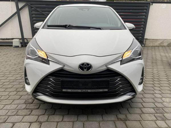 White Toyota Yaris 2019 in Marijampole, with an engine capacity of 1.50 L and mileage of 38 thousand km for 10750 €, photo 5 on AUTOMOTO.COM.LV