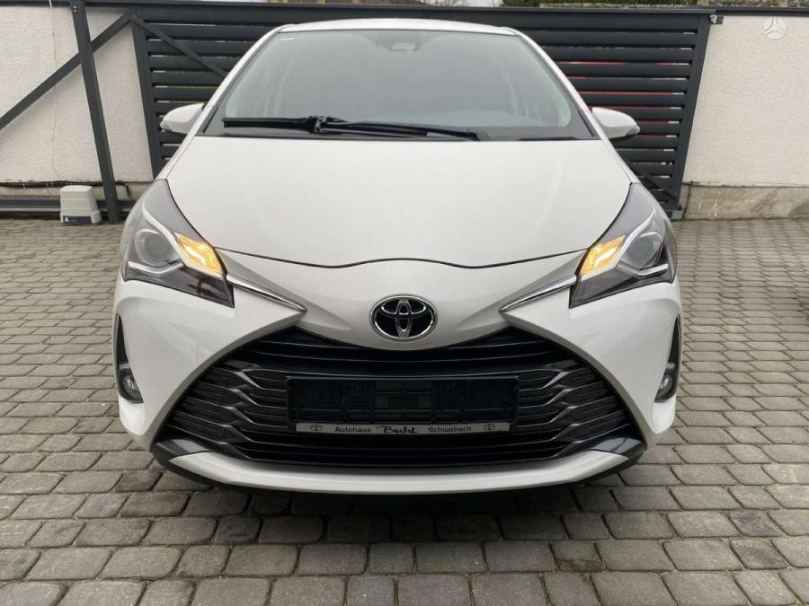 Balts Toyota Yaris 2019 Marijampole, ar dzinēja tilpumu 1.50 L un nobraukumu 38 tūkst. km par 10750 €, foto 5 vietnē AUTOMOTO.COM.LV