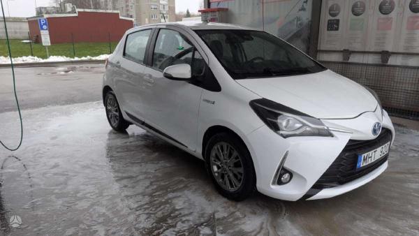 Balts Toyota Yaris 2019 Kaišiadorys, ar dzinēja tilpumu 1.50 L un nobraukumu 57 tūkst. km par 2600 €, foto 2 vietnē AUTOMOTO.COM.LV